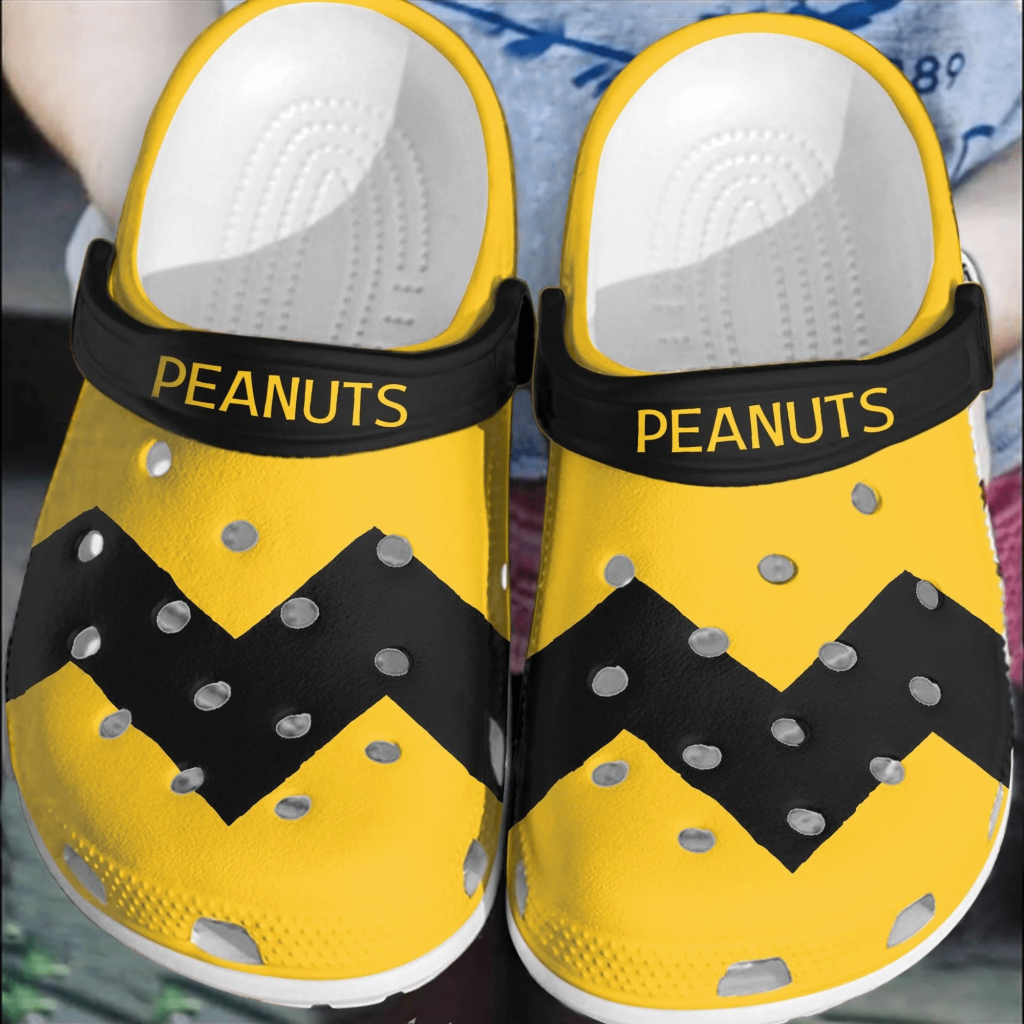 Deschea Snoopy Peanuts Crocs Crocband Clogs Comfortable Shoes For Men ...